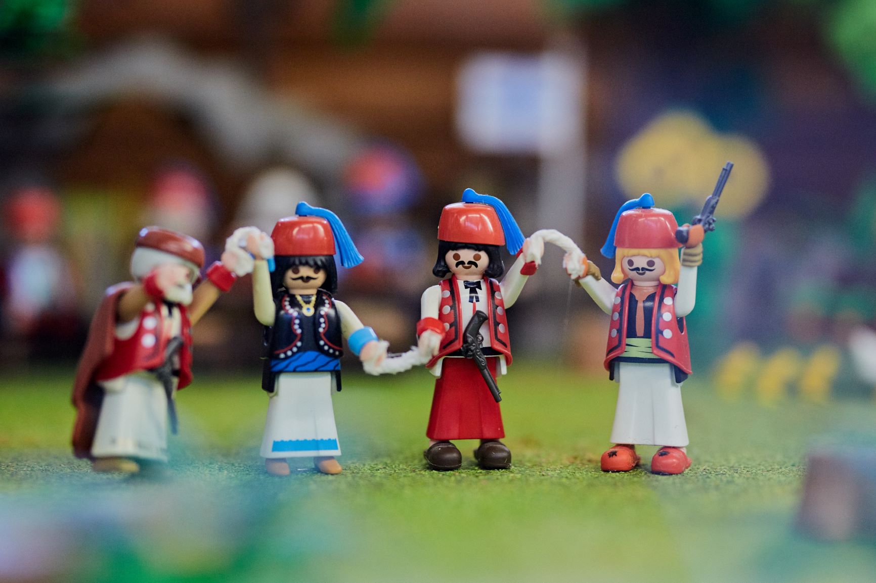 Τα Playmobil έφεραν την «επανάσταση»… και είναι πολλά παραπάνω από ένα ...