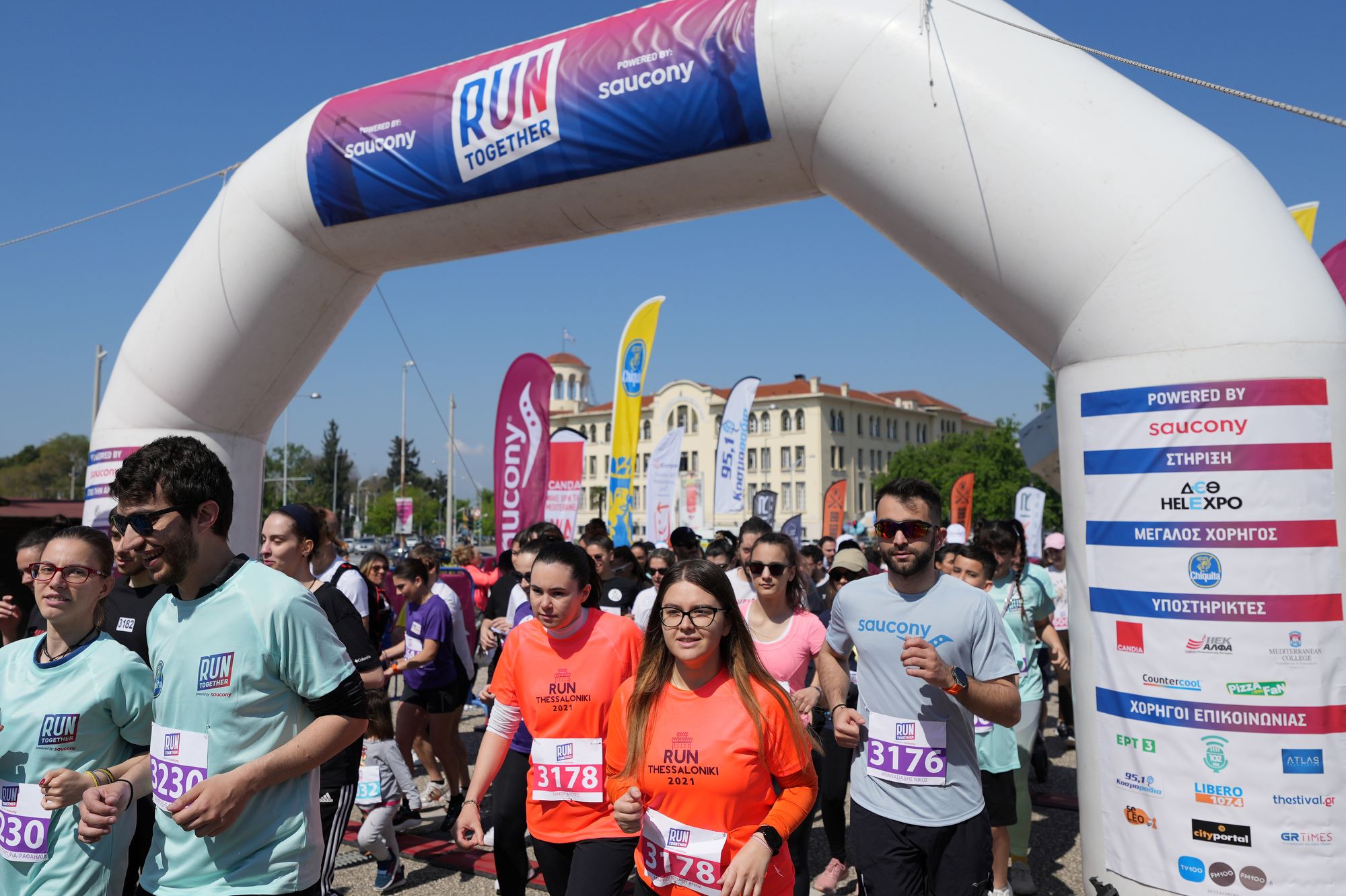 Η Chiquita χορηγός των αγώνων "Run Together" και "Poseidon Athens Half ...