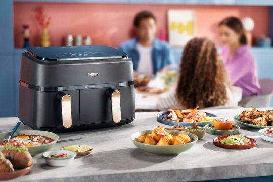 Η PHILIPS γιορτάζει 15 χρόνια από το λανσάρισμα της καινοτομικής ...